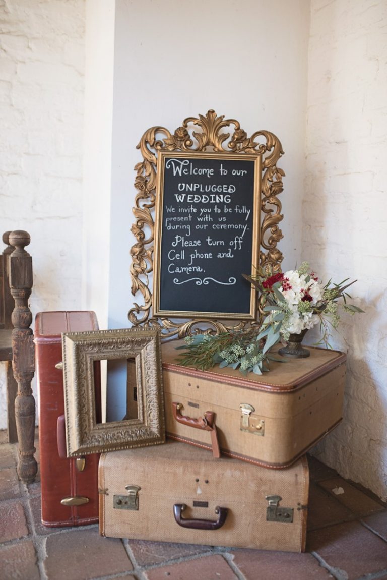 A Classically Romantic Fall Wedding in a Historic Church - Chic Vintage ...