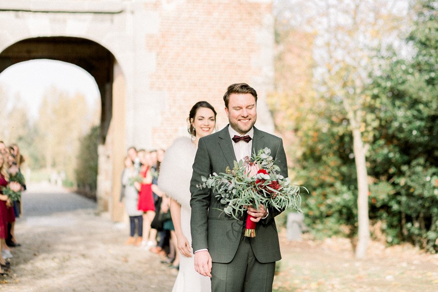 An Understated & Timeless Wedding from Belgium - Chic Vintage Brides ...